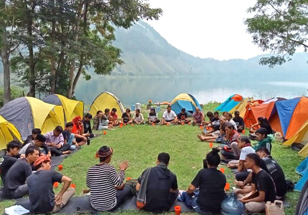 Menoken Tano Batak | Samdhana.org